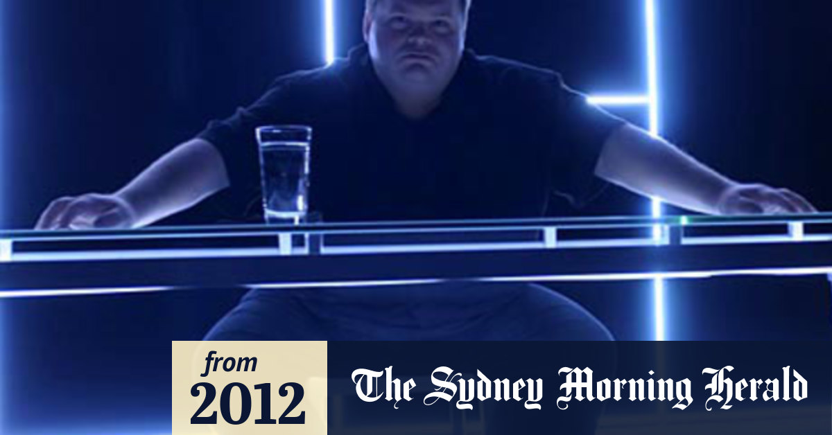 Apple firestorm leads artist to change his show