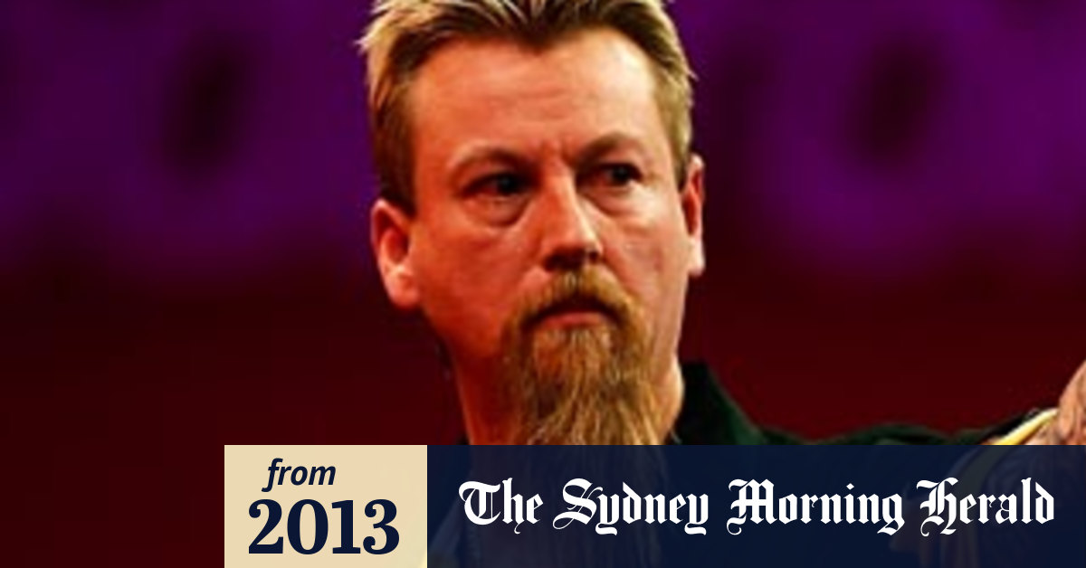 'Wizard' Simon Whitlock misses world darts title target