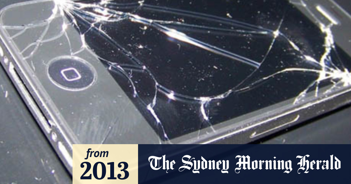 Smashed smartphone screens become status symbol