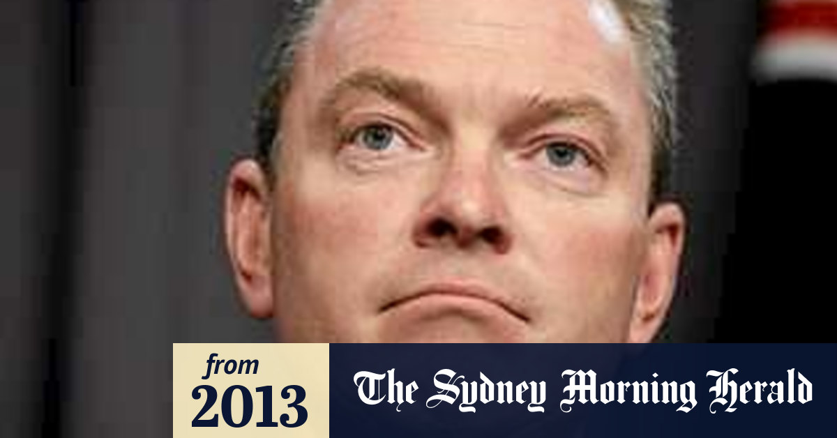 Christopher Pyne's backdown means $2b body blow for NSW education