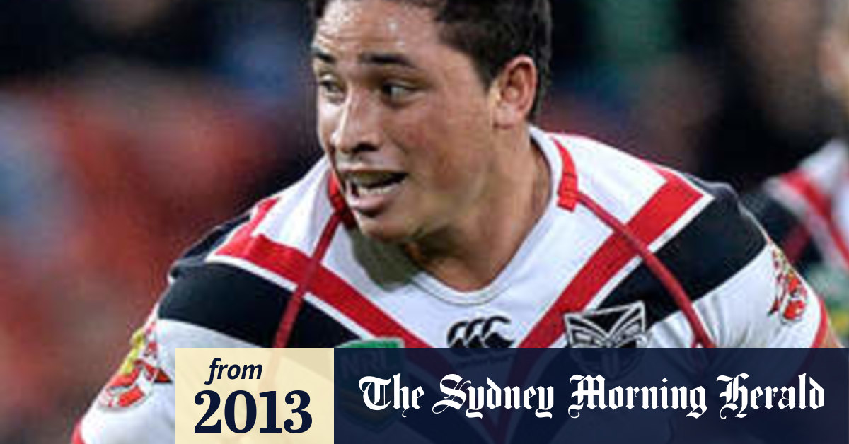 Locke happy to shift for No.1 star Tomkins