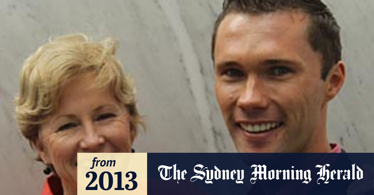 Senator and mother: Milne steps out with her son
