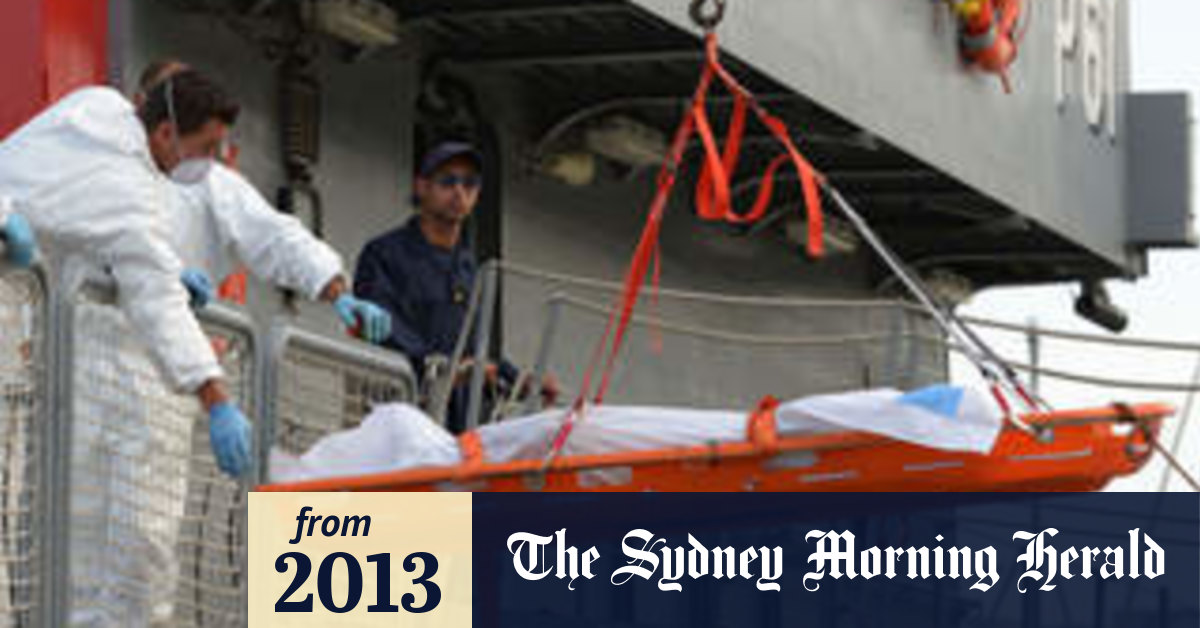 EU urged to act as boat death toll passes 400