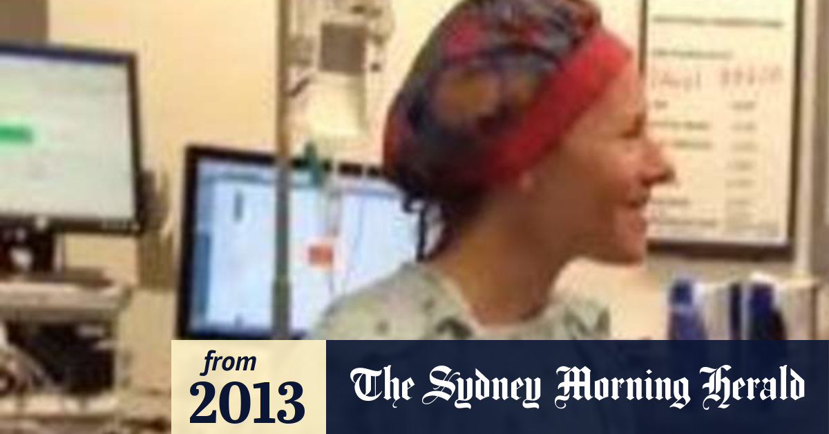 Double mastectomy patient's dance party in the operating theatre goes ...