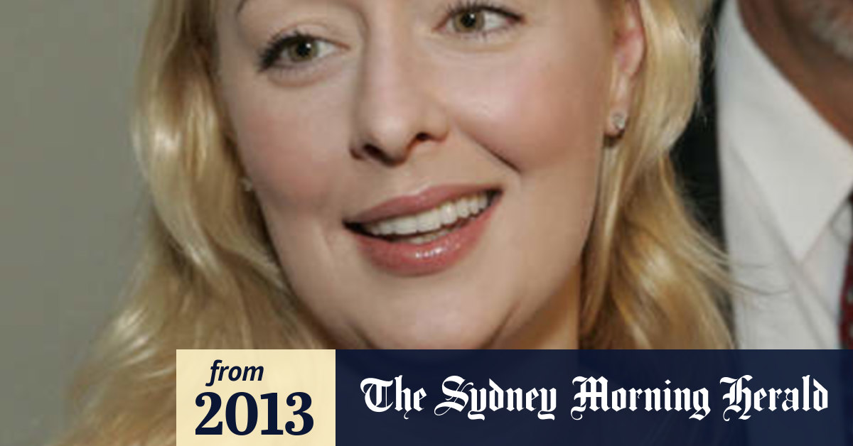 Singer Mindy McCready dead at 37