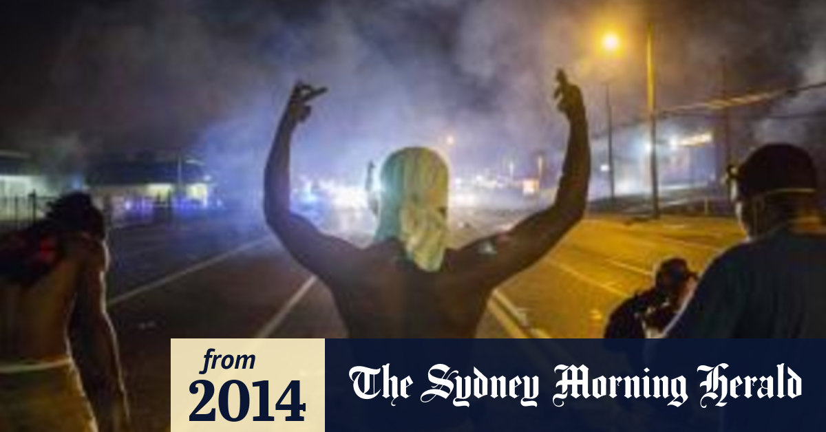 Missouri governor sends in National Guard to quell riots in Ferguson