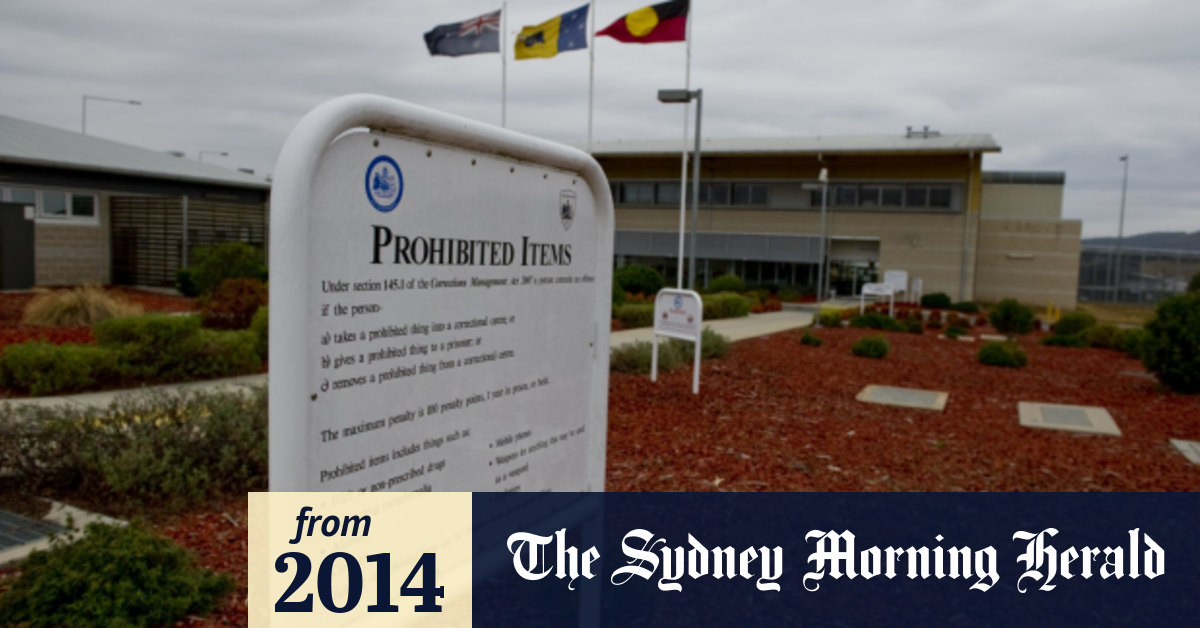 Female detainees stage protest on prison roof