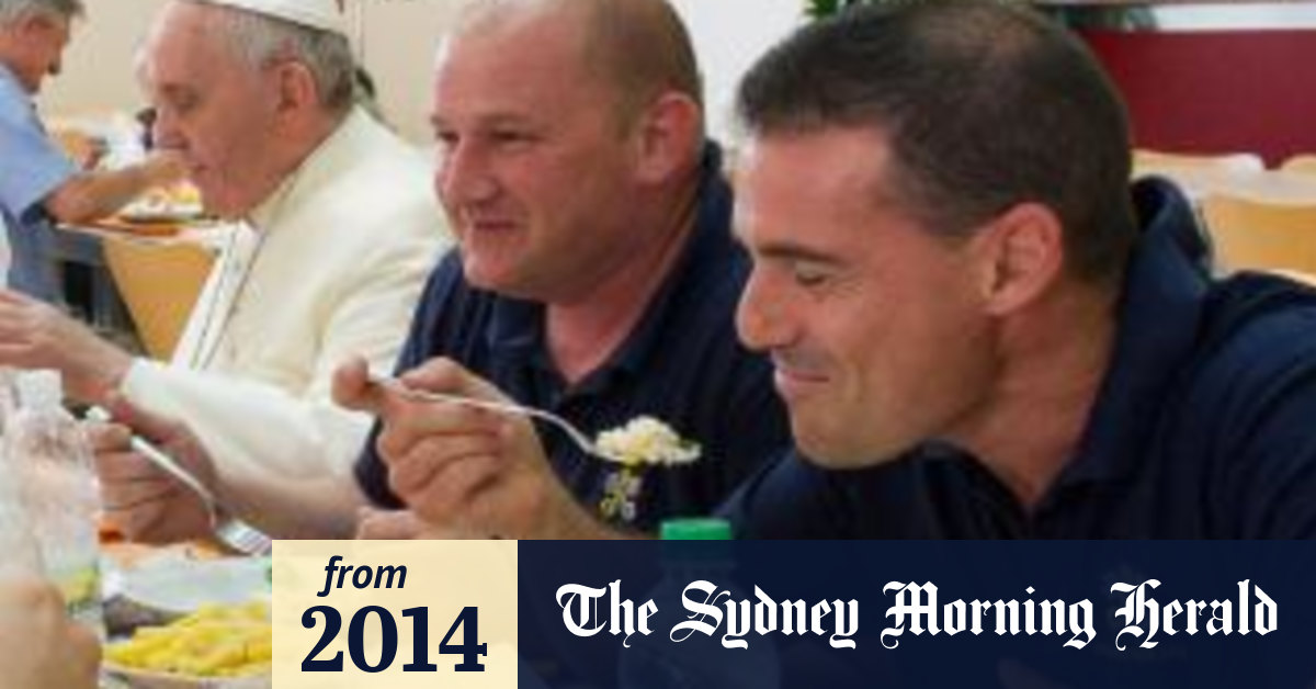 Pope Francis surprises workers with lunch in Vatican cafeteria