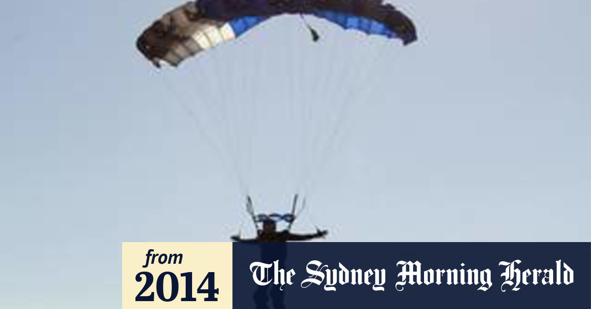 Parachute fail 'miracle' as Peru man survives 1500m fall without a ...