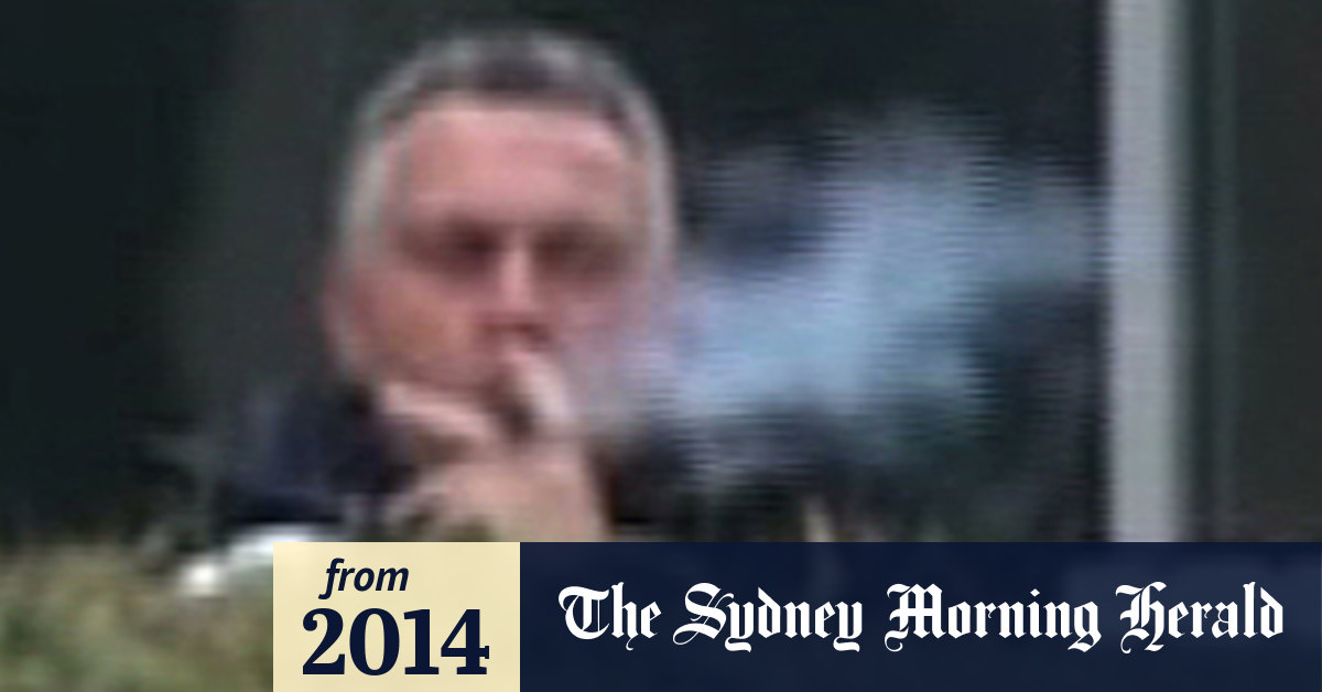 Joe Hockey's cigar smoking criticised by health expert