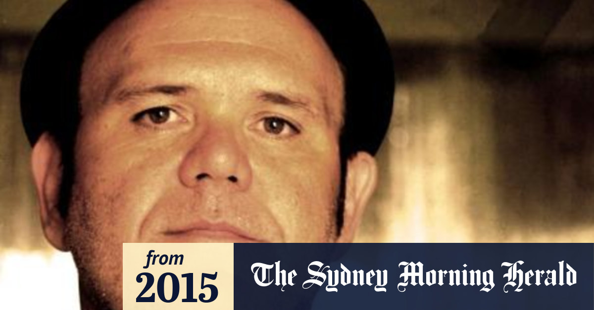 Perry Keyes live review: Sydney stories up-close and personal