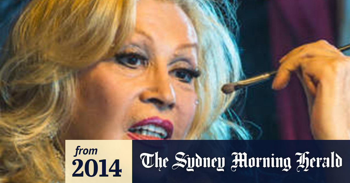 Carlotta: Let me entertain you