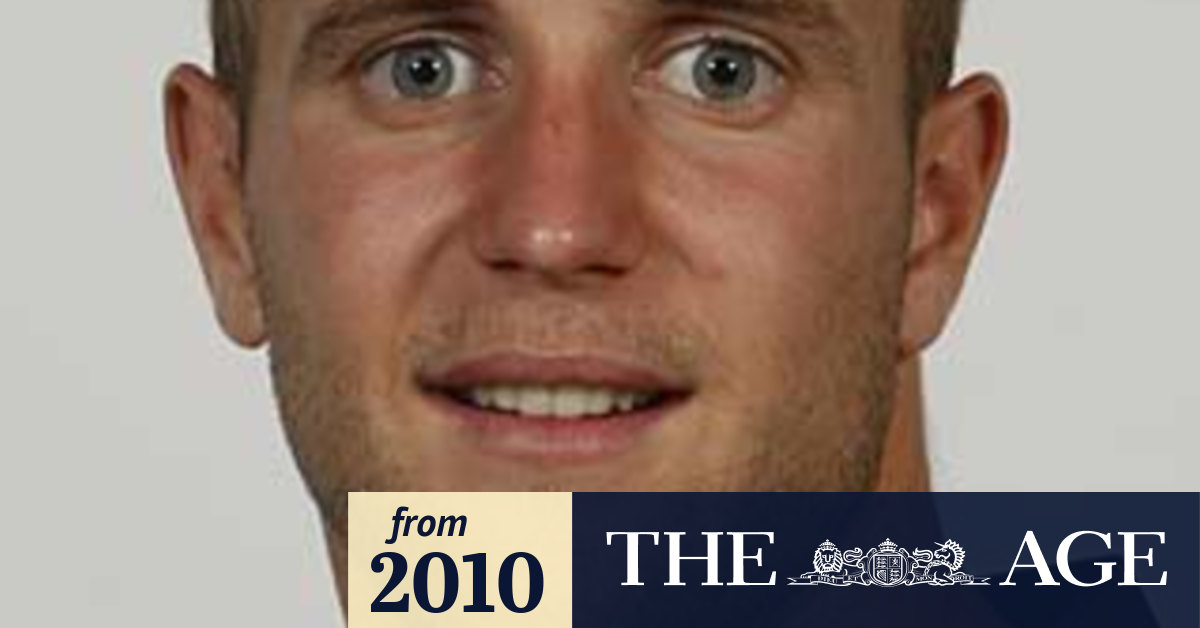 Muston, Skipper delisted as Hawks clear deck for draft