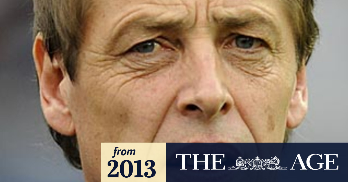 Mark Thompson confirmed as Essendon coach for entire 2014 season