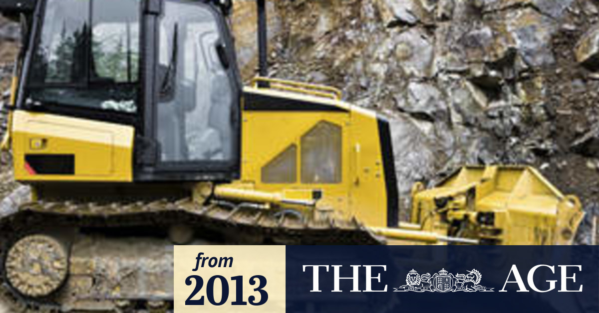 Bulldozer hits bushfire services