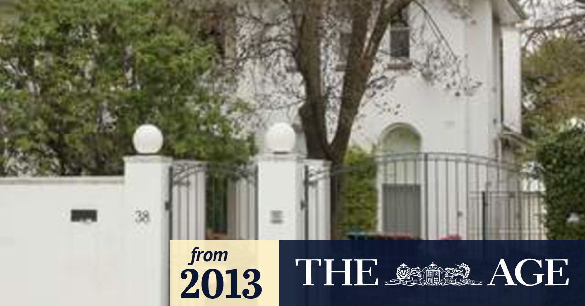 Feud over as Peter Lew buys Toorak plot from British government