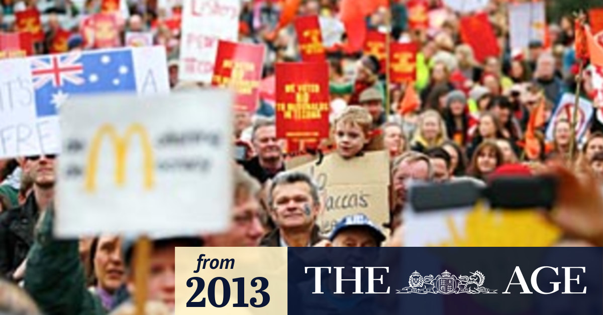 Big crowd for 'no-fry zone' rally