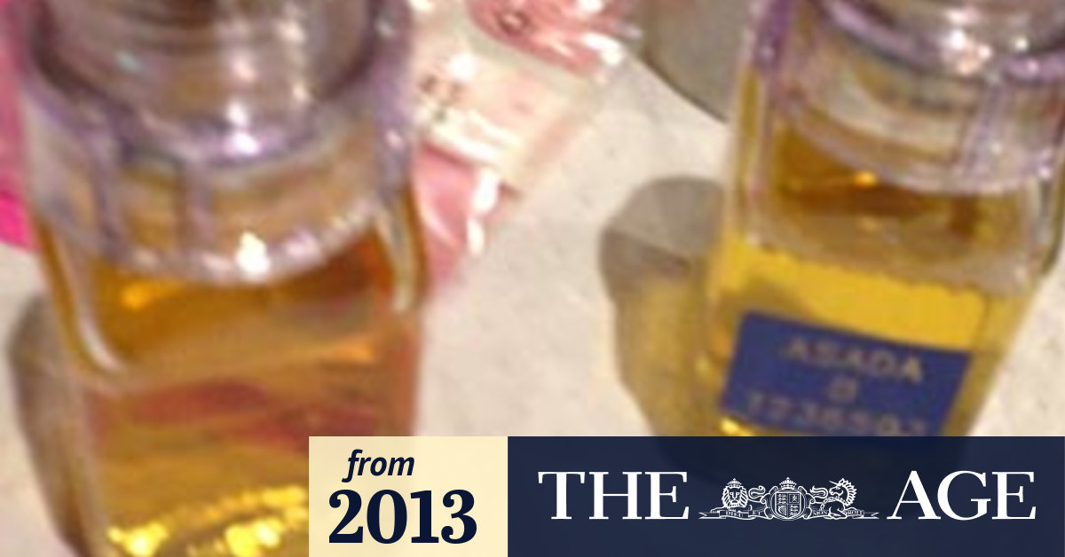 AFL sees humour in Swan drug test photos