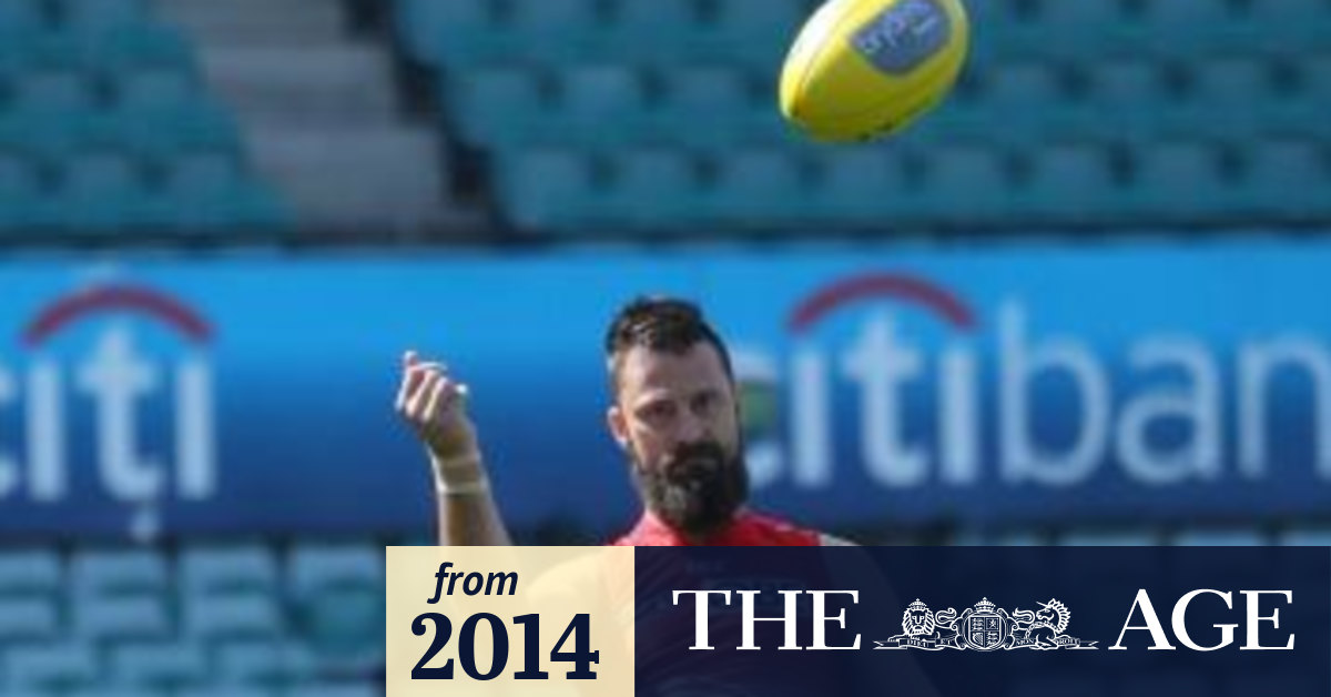 Sydney Swans give Nick Malceski green light