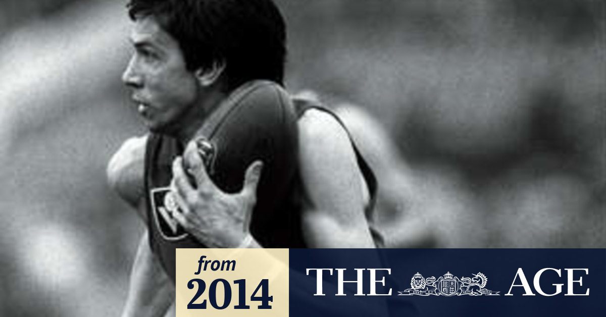 Remembering legendary AFL player Robert Flower
