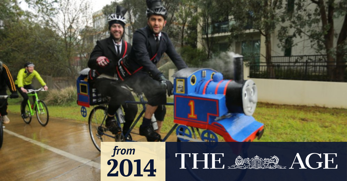 Thomas the Tank Engine wins Melbourne's wackiest bike race