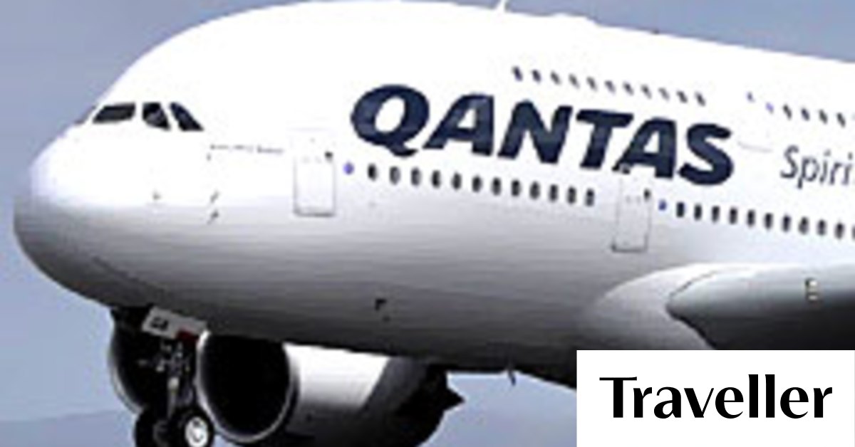 Qantas A380 on side trip to paradise