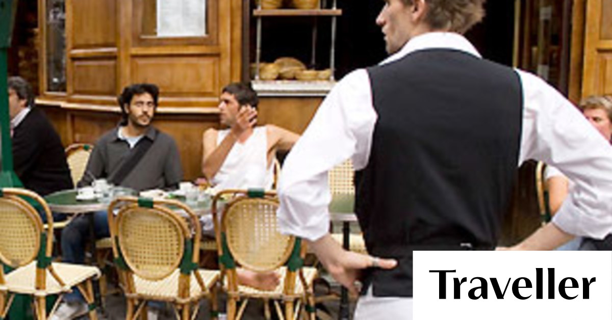 How not to be rude to tourists, Paris-style