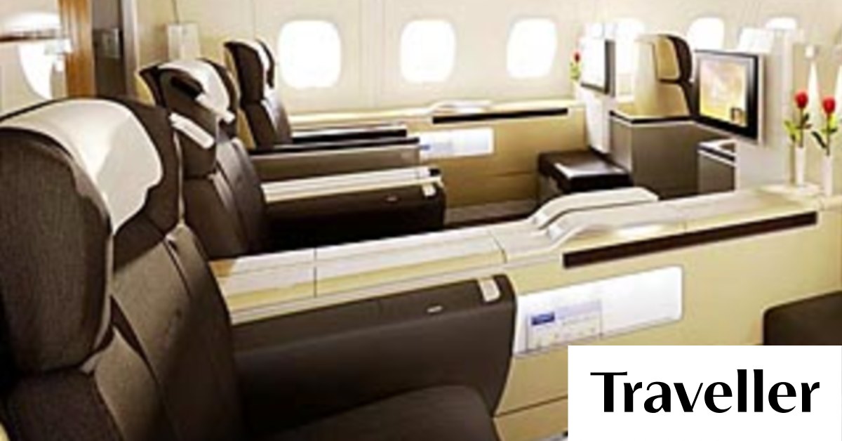 Lufthansa sells first-class at half price