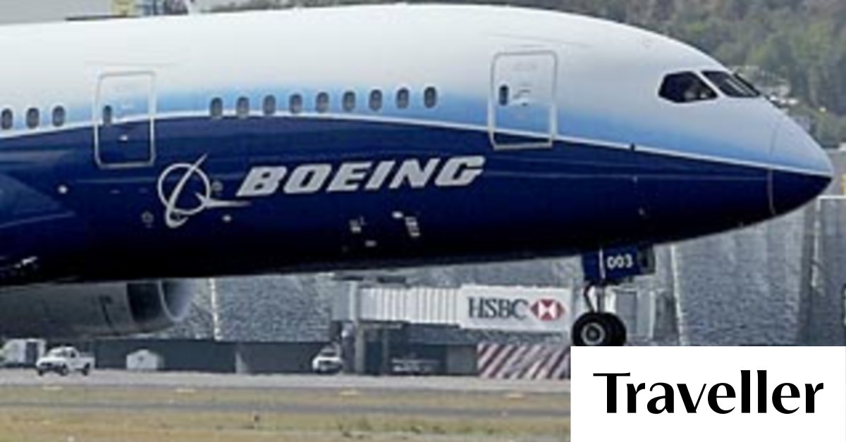 Boeing begins building stretch Dreamliner