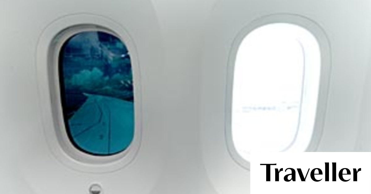 Dreamliner's dimmable windows 'not dark enough for long-haul flights'