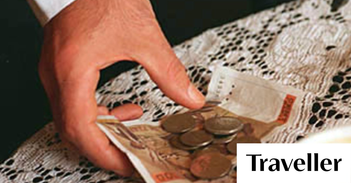 A guide to tipping in the US: when do I tip and how much?