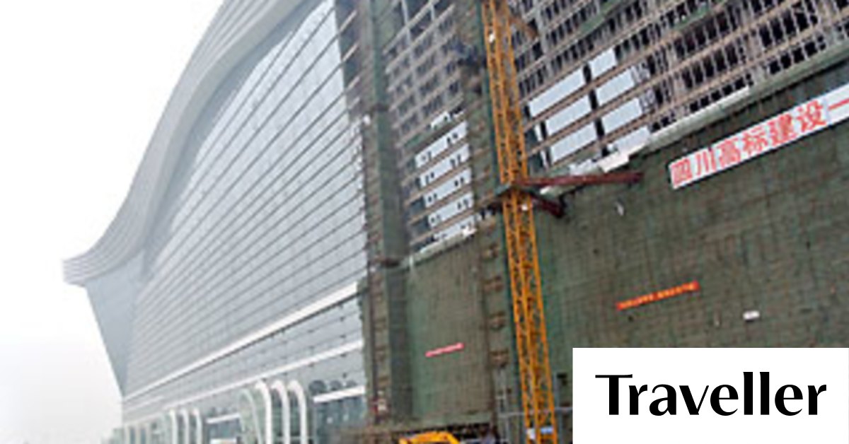 China Constructs Worlds Biggest Building