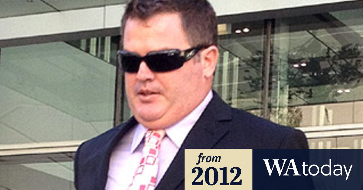 Policeman not guilty of 'clotheslining' teens