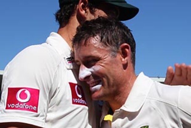 Hussey's last knock proves right tonic