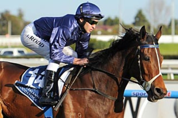 Coolmore rolls out its big guns on two fronts