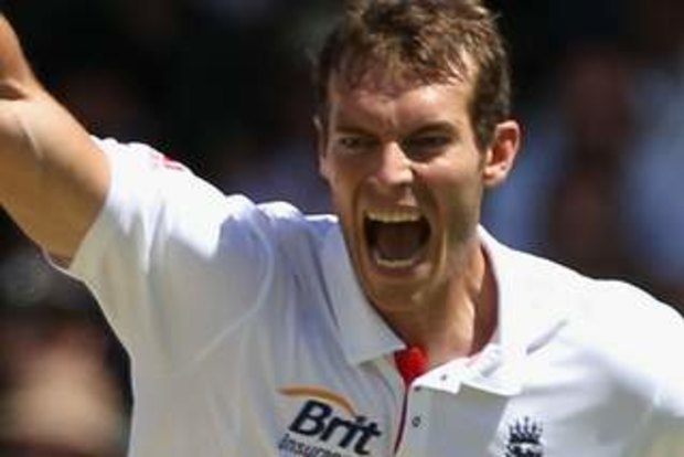 Ashes 2013: Chris Tremlett favourite for first Test