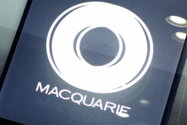 Mac Bank goes hybrid