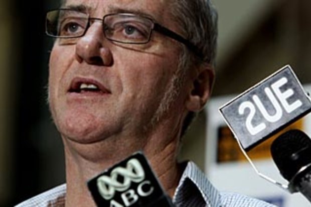 Sheldon heavied on carbon stand