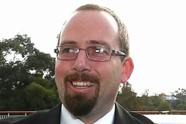 Rookie senator Ricky Muir meets Tony Abbott