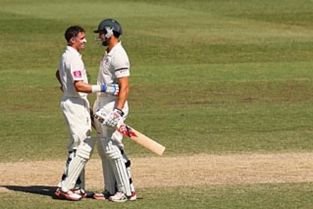 Mr Cricket pads up for a fond farewell