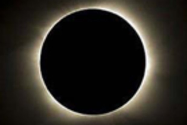 Total solar eclipse across Pacific