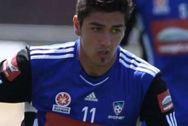 Petratos signing adds to Sydney-Brisbane rivalry