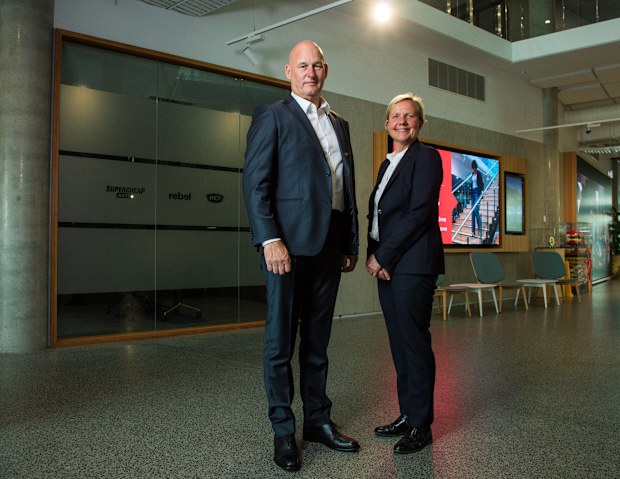 Super Retail chairwoman survives investor ire after year of scandal