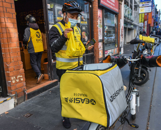 Easi challenges Deliveroo, UberEats to adopt longer delivery times