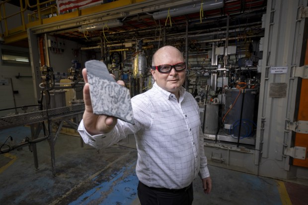 Rio Tinto goes ahead with plan to build a $US2.4 billion jadarite ...