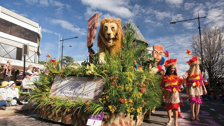 Ten things to do at the Toowoomba Carnival of Flowers