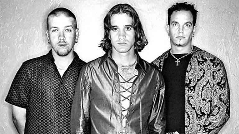 Creed frontman Scott Stapp claims he's 'penniless' and homeless in ...