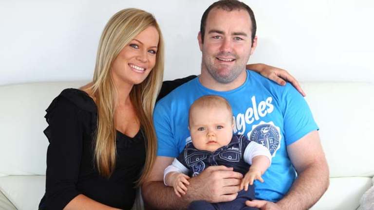 Low-flying Lockyer can handle all the pressure