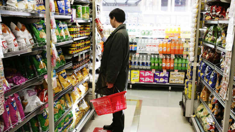 Poor retail sales hit department stores