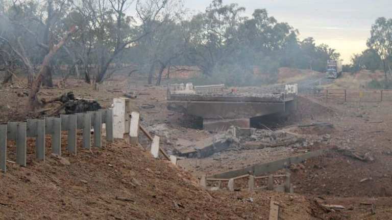 Ammonium nitrate still at truck crash scene: explosives examiners